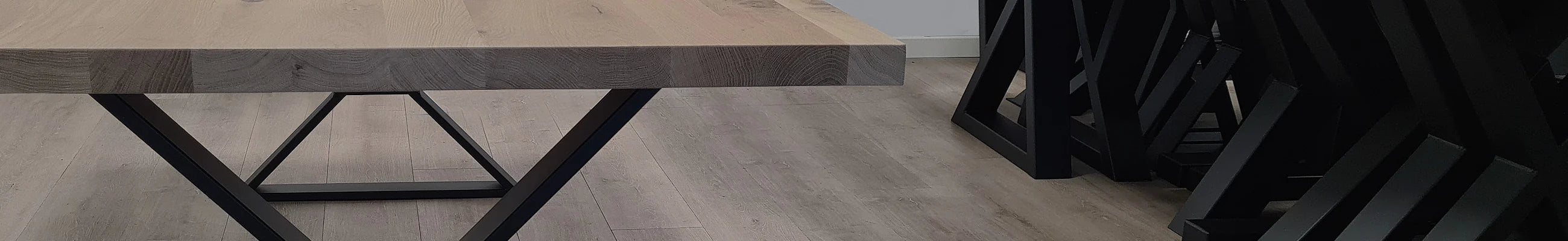 Stalen bartafel frames – Kaldenbach Meubels